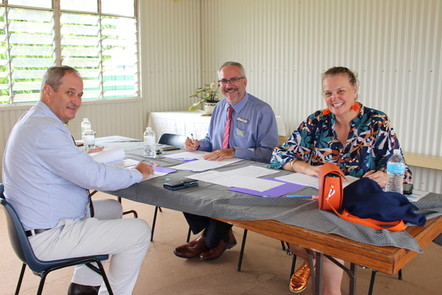 Leaders look to the future | The Lockyer & Somerset Independent