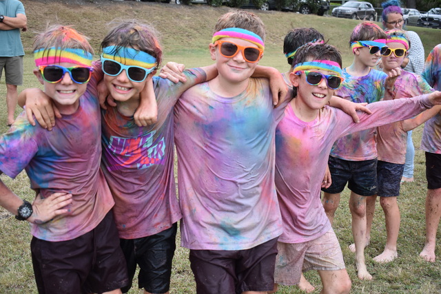 Colour run explosion | The Lockyer & Somerset Independent