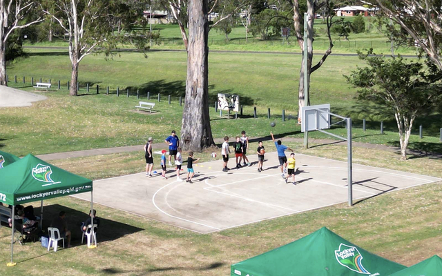 3 VS 3 Basketball challenge | The Lockyer & Somerset Independent